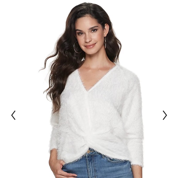 Jennifer Lopez | Tops | Jennifer Lopez White Fuzzy Top | Poshmark